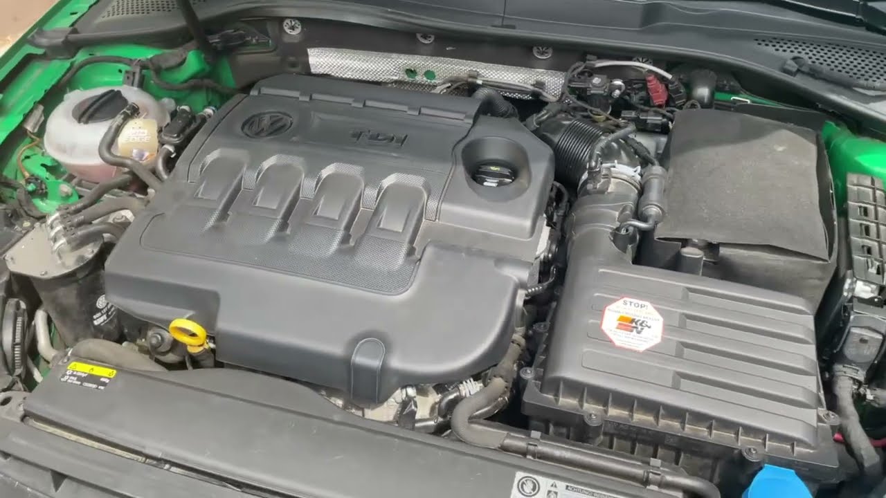 Golf 7 GTD 2016 CUNA Engine Sound Startup AC ON - YouTube