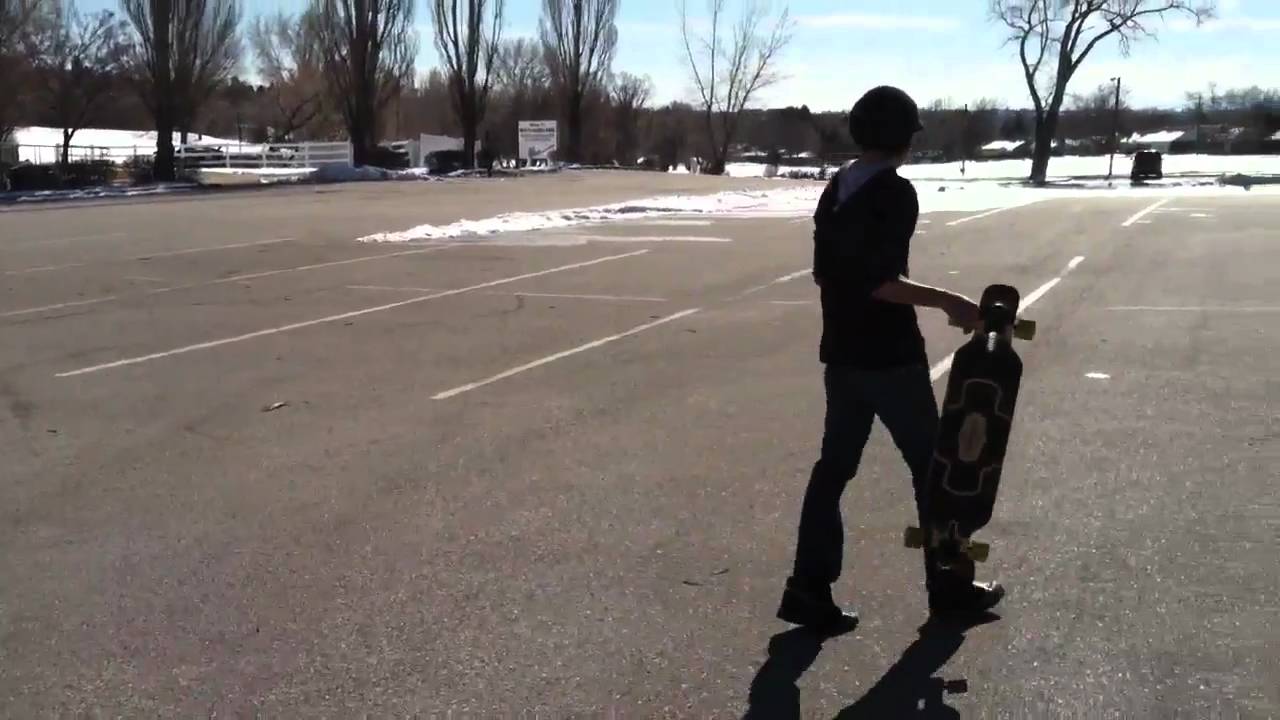 Two long boarders fight each other - YouTube
