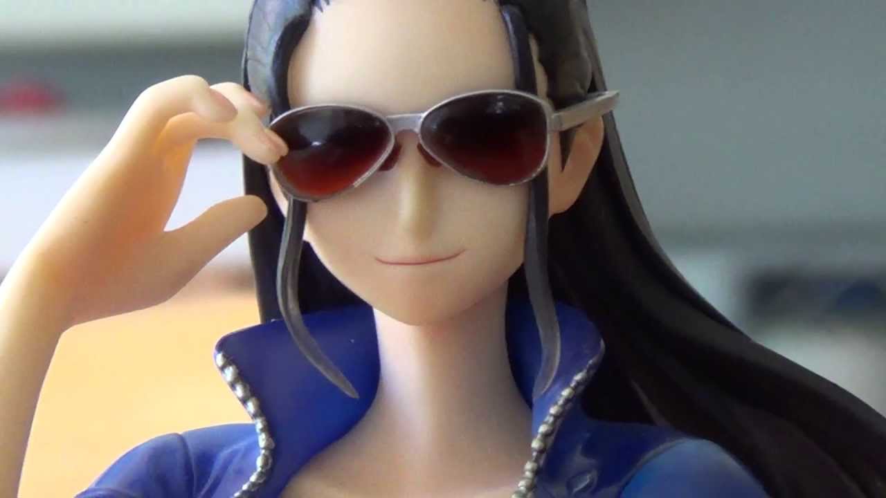 POP Sailing Again Nico Robin by Megahouse - YouTube