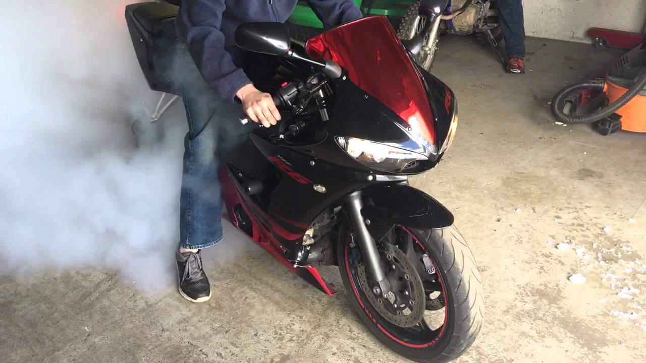 Turbo r6 burnout - YouTube