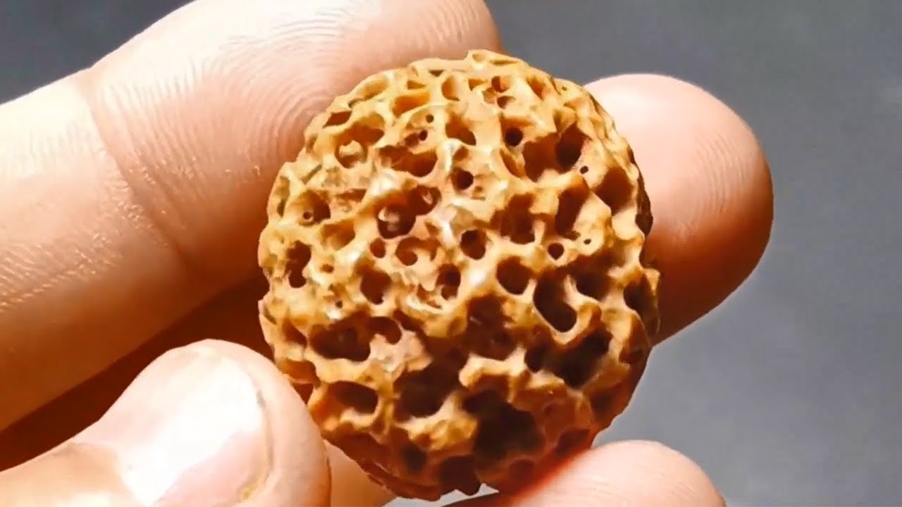 Walnut carving | Exquisite carving - YouTube