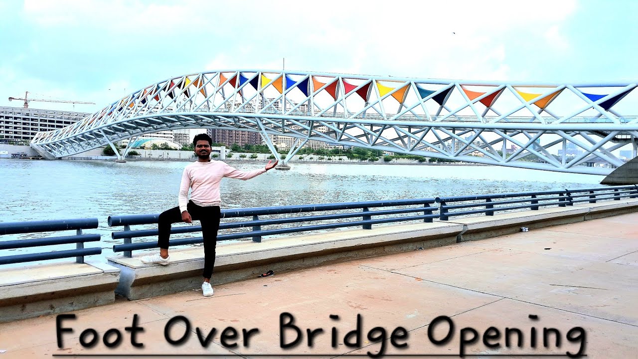 Atal Pedestrian Bridge In Ahmedabad | Foot Over Bridge in Ahmedabad ...