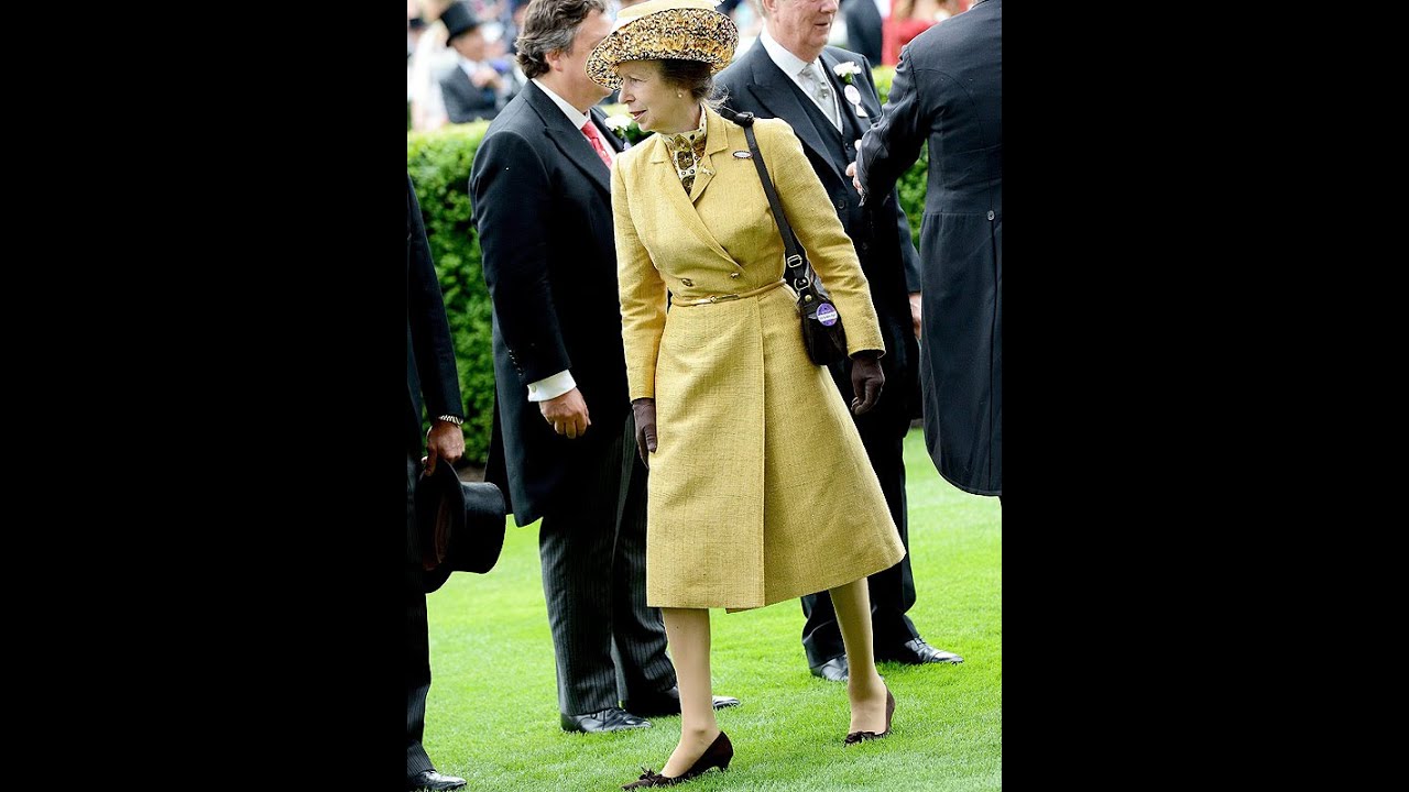 Princess Anne Recycles 35-Year-Old Outfit for Royal Ascot! You Have to ...