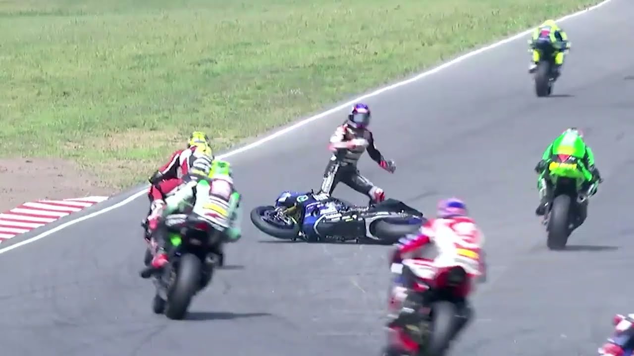 Motorcycle Racing Crash Compilation | Extreme Motorcycle Crash! - YouTube