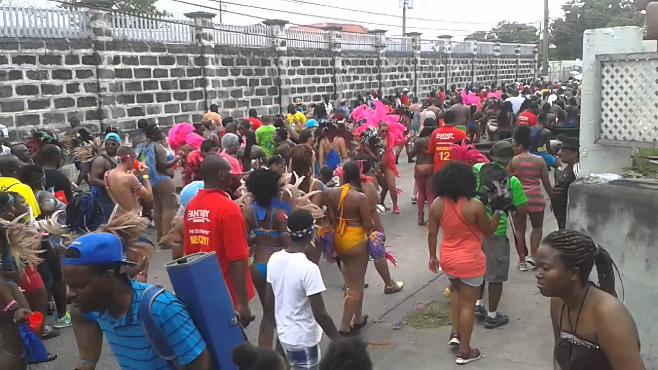 crop over road march 2015 - YouTube