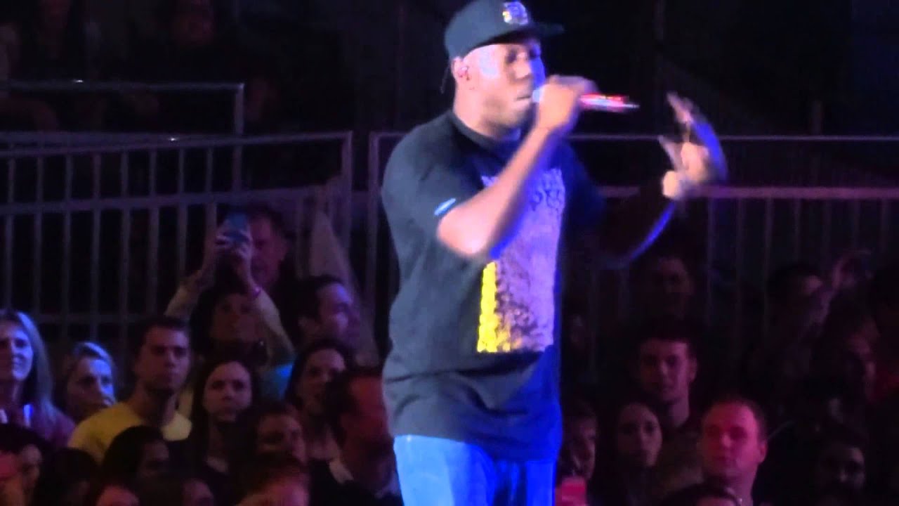 Dizzee Rascal - Holiday live at The O2 Arena London 29 Sept 2013 - YouTube