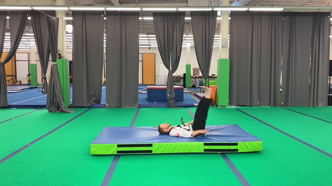 How to Do a Back Fall | Hapkido - YouTube