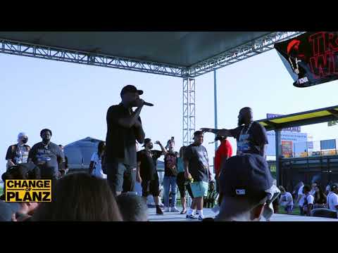 OG Bobby Billions Sings Mo3's Outside Verse During His Trae Day 2021 ...