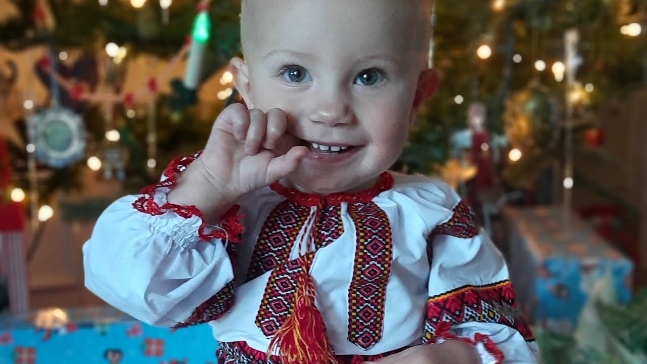 Christmas Carols from Ukrainian kids - YouTube