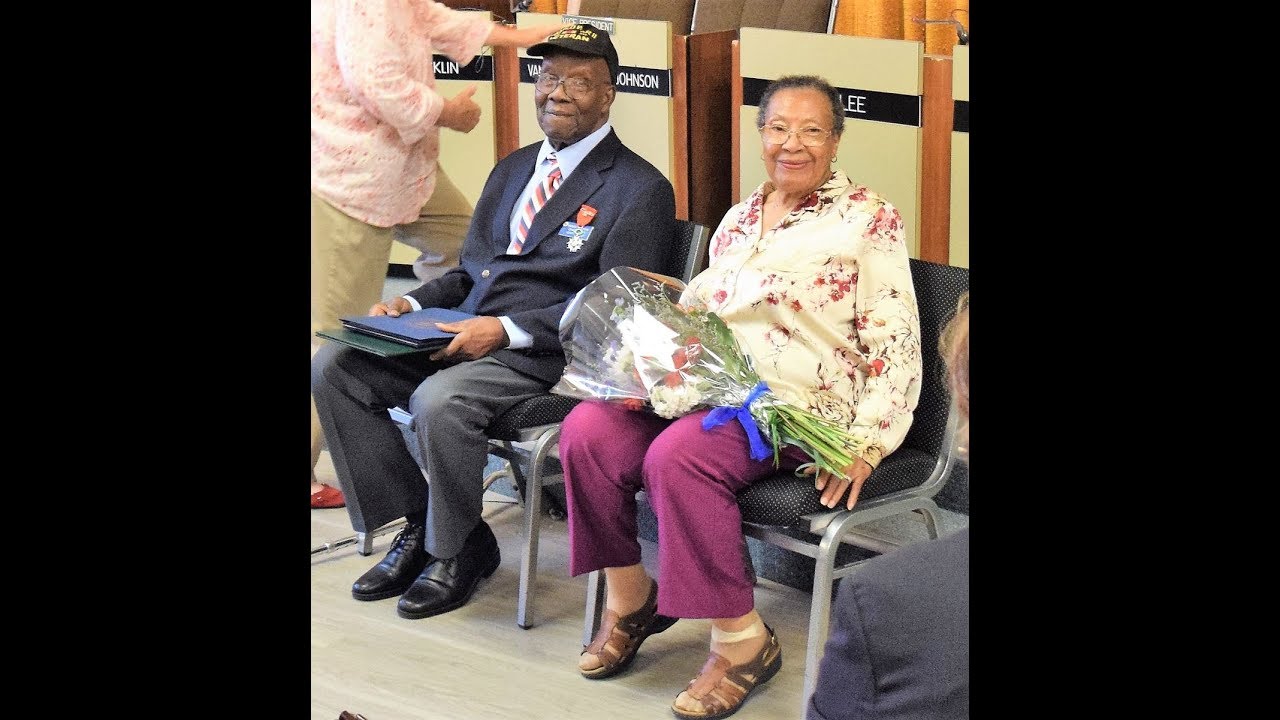 Honoring World War II D Day Veteran Henry Parham (6/19/2019) - YouTube