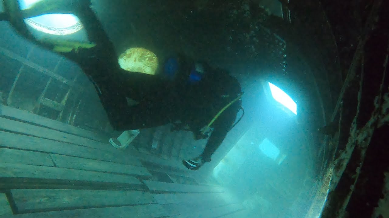 Dive at Gilboa Quarry - YouTube