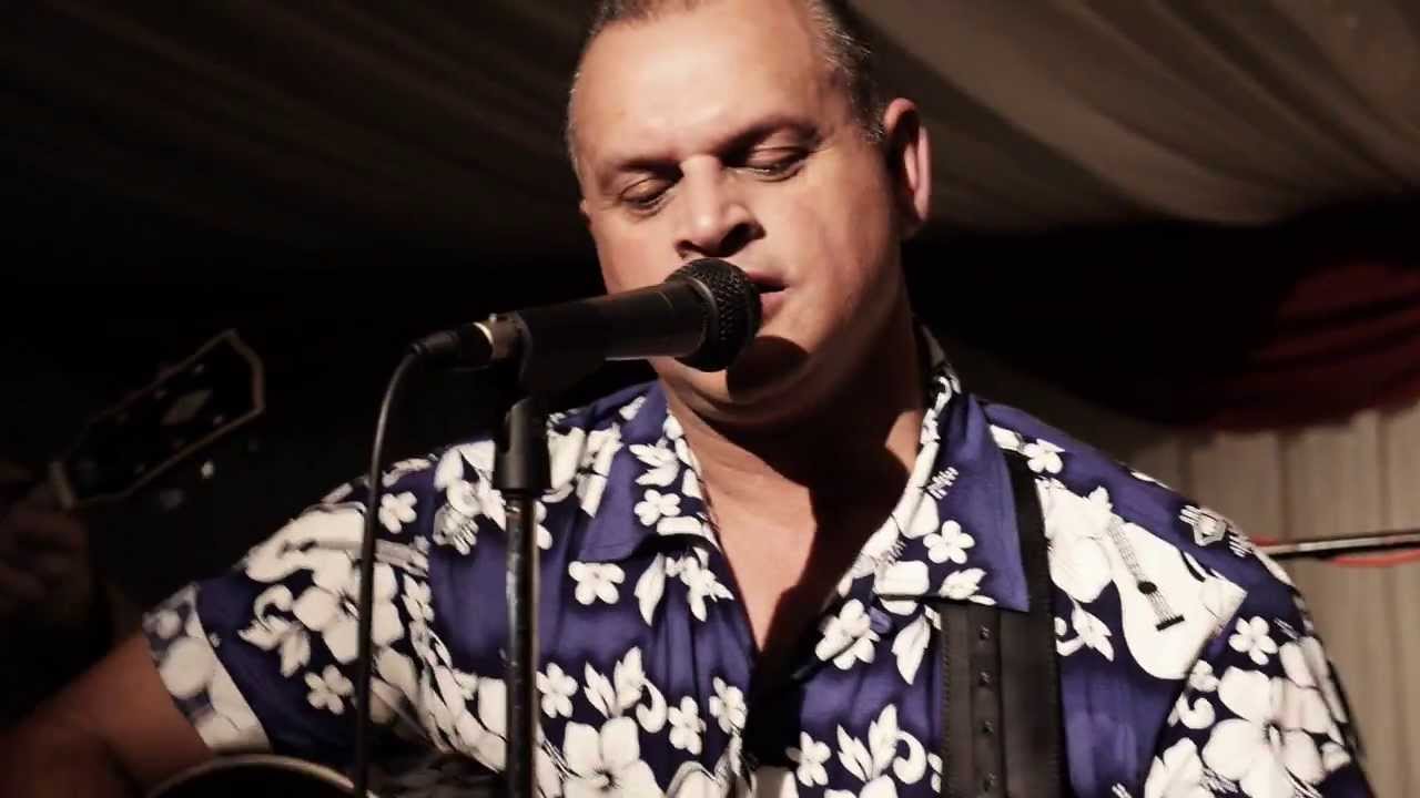 Johnny Flame and The Dragons, at The Welsh Rockabilly Weekend 2013 ...