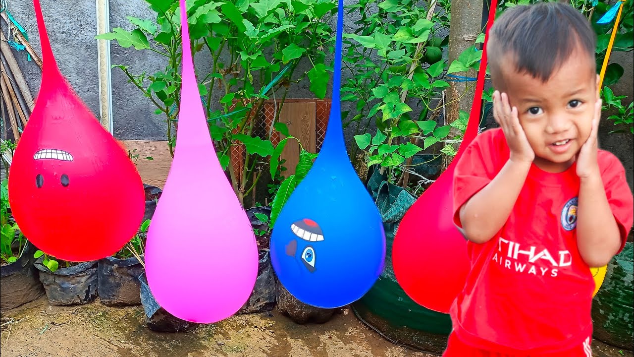 Main balon meletus lagi || Bermain balon air - YouTube