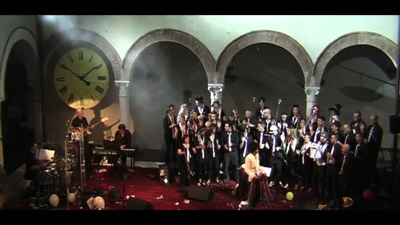 Aquarius and Let the sunshine (One Soul Project) - YouTube