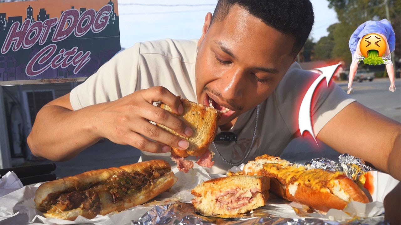 Eating In Restaurants In The Hood (Hot Dog City) - YouTube
