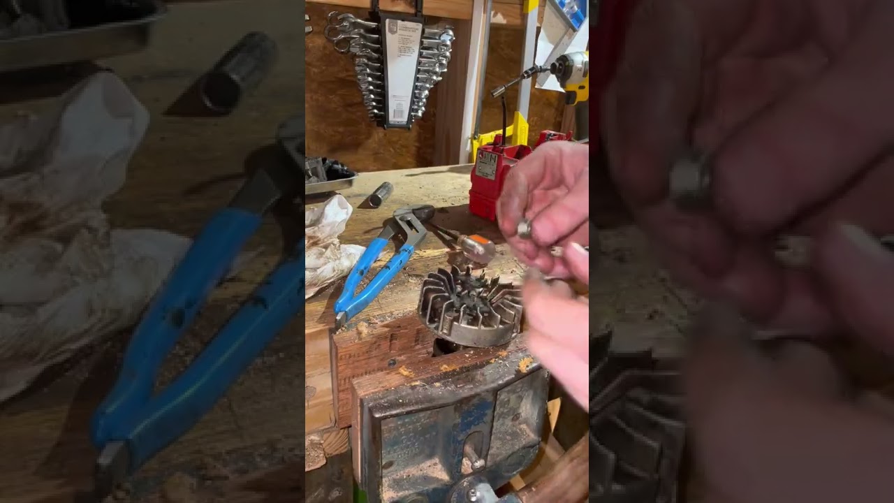 Small Engine Flywheel Removal #shorts #engine #tools - YouTube
