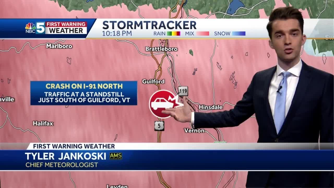 Video: Icy night in southern Vermont (2-23-22) - YouTube