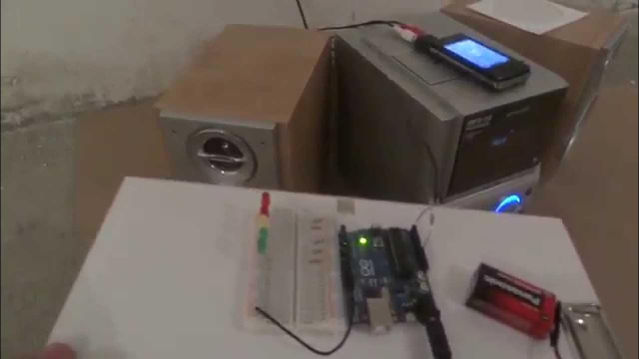 Homemade EMF Detector Arduino - YouTube