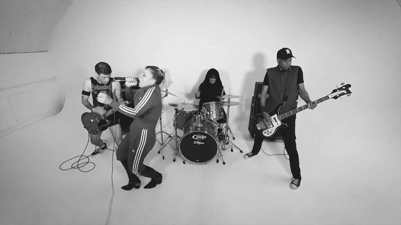 Fantazmaz - NEW WORLD'S DIRTY LEGACY (feat. Jão Ratos) - YouTube