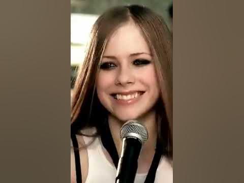 Avril Lavigne- Complicated - YouTube
