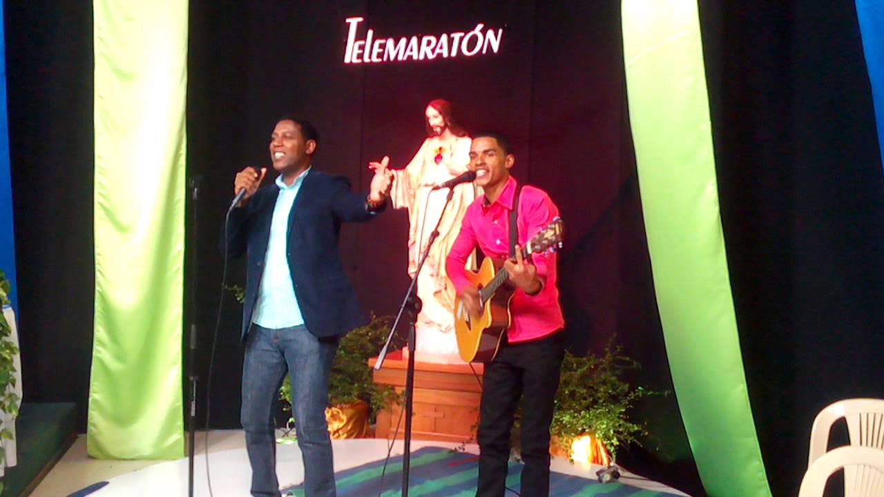 Fausto Reyes & su ministerio de Luz - YouTube