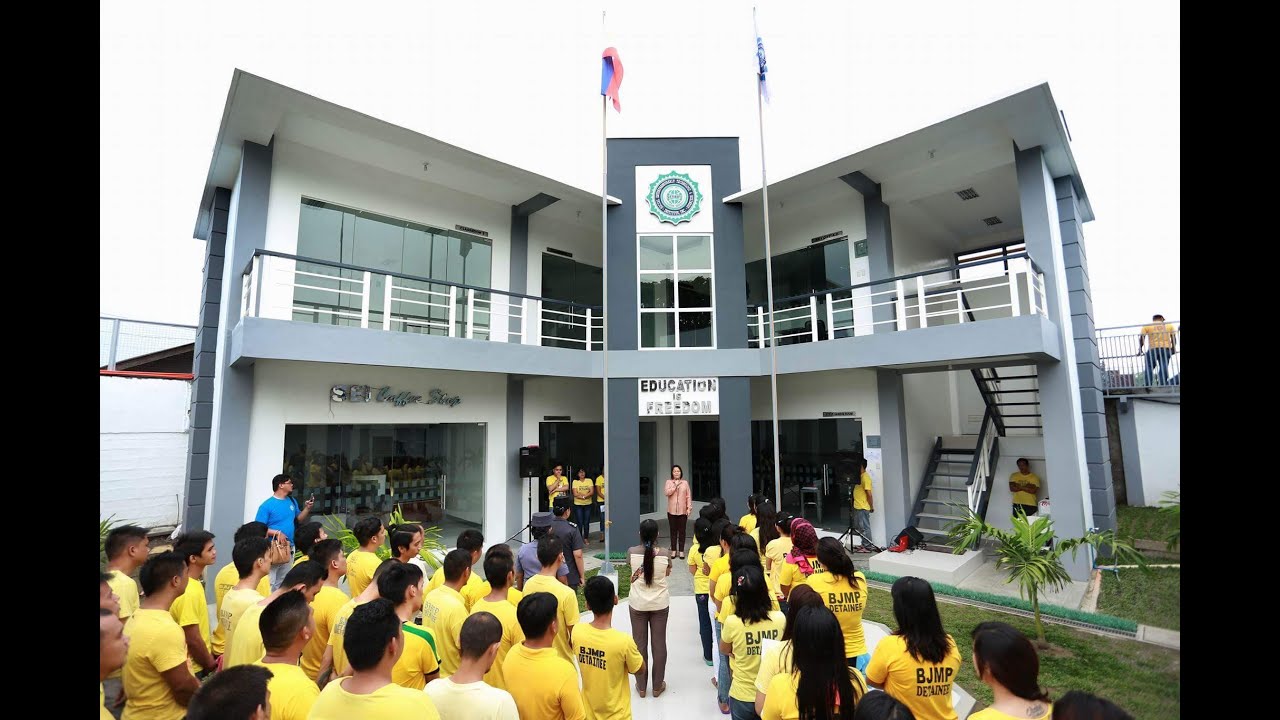 IT IS THE PHILIPPINE’S FIRST EVER COLLEGE INSIDE DAVAO CITY JAIL - YouTube