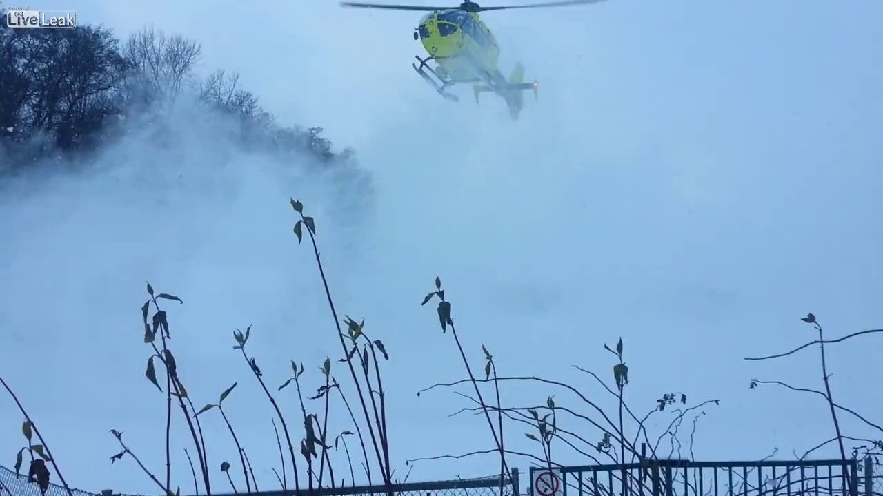 HELICOPTER WHITEOUT - YouTube