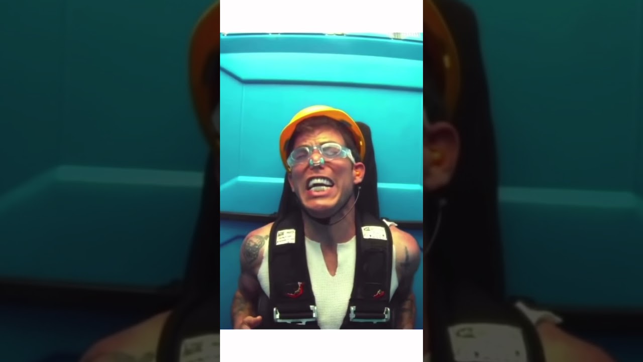 Man poops himself in porta potty - YouTube