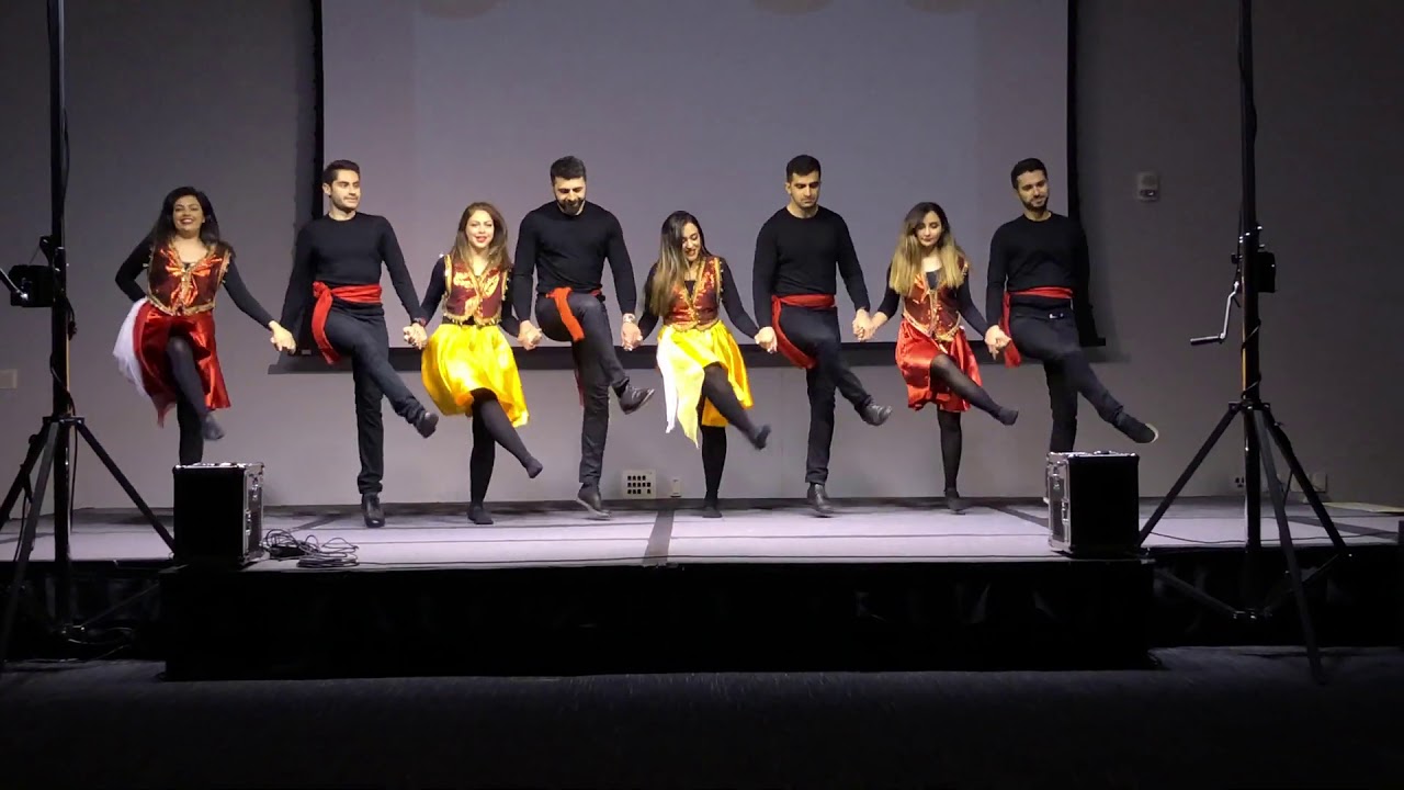 Azari Kurdish Dance at Nowrooz 1398 UCI SIGS رقص آذری دانشجویان دانشگاه ...