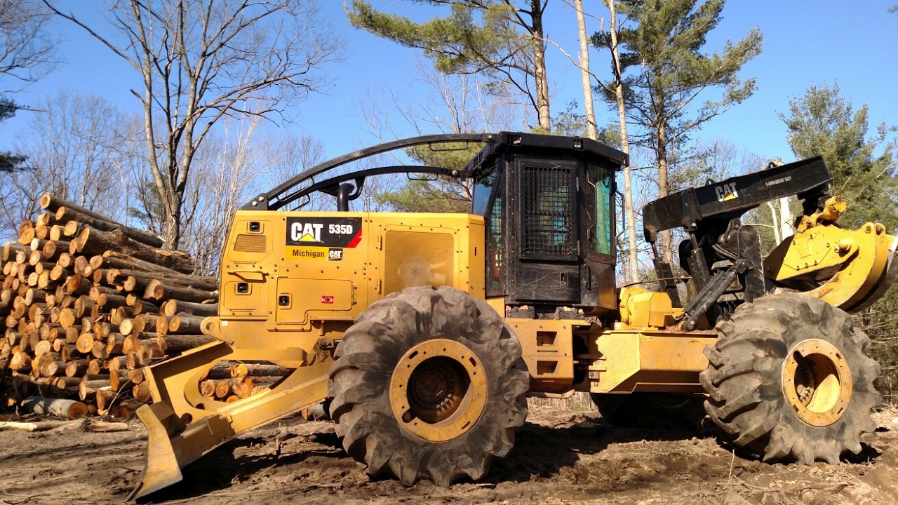 RIDING HIGH ON THE CAT 535!!! - YouTube