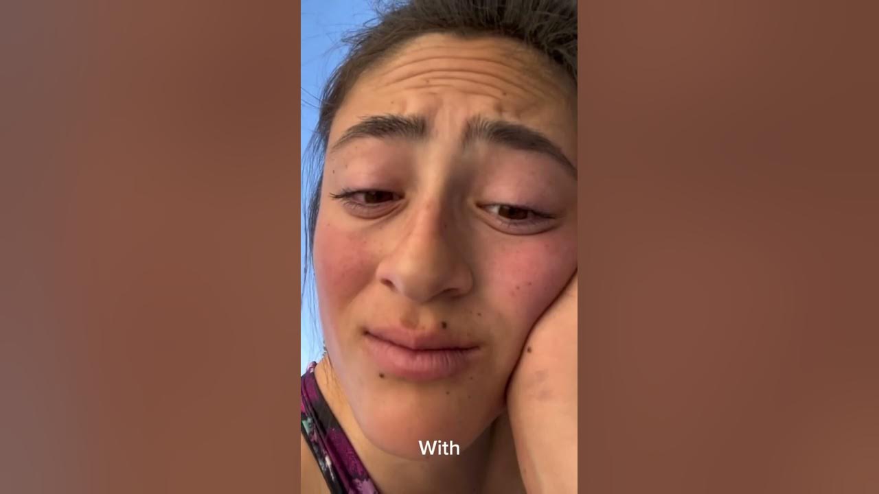 5 Minutes of Girls Farting - YouTube