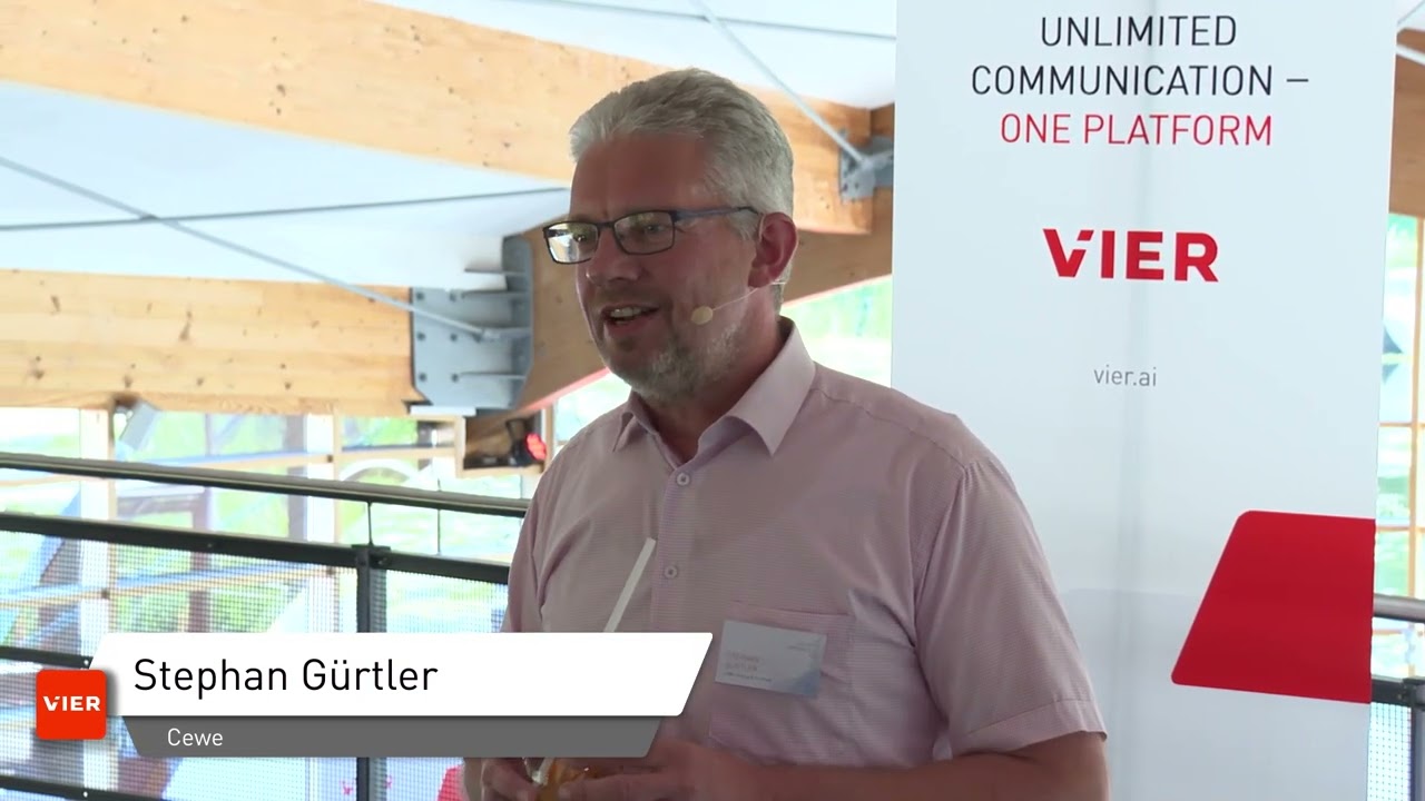 Interview mit Stephan Gürtler von CEWE auf der "Unlimited Communication ...