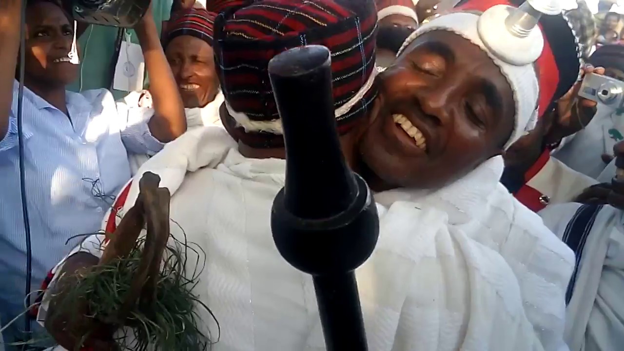 Oromo Abba Gada Power transition, Bayene Senibato. Wal harkaa fuudhinsa ...