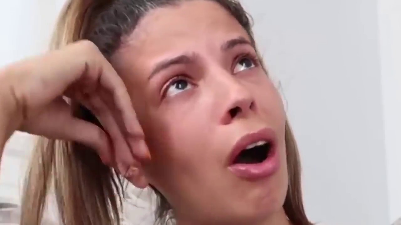 laura lee fake crying and losing subscribers to the 'Benny Hill' theme ...