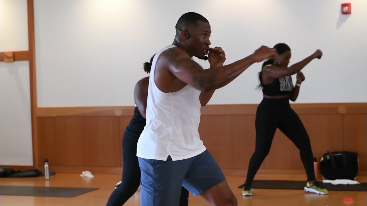 Punch by GW Boxing to the Beat - YouTube