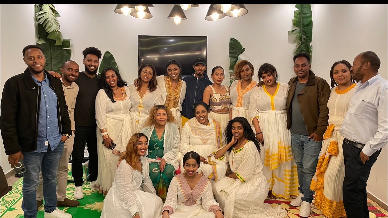 ነቢል በጉራገኛ አስነካው #gurage #guragignaculture - YouTube