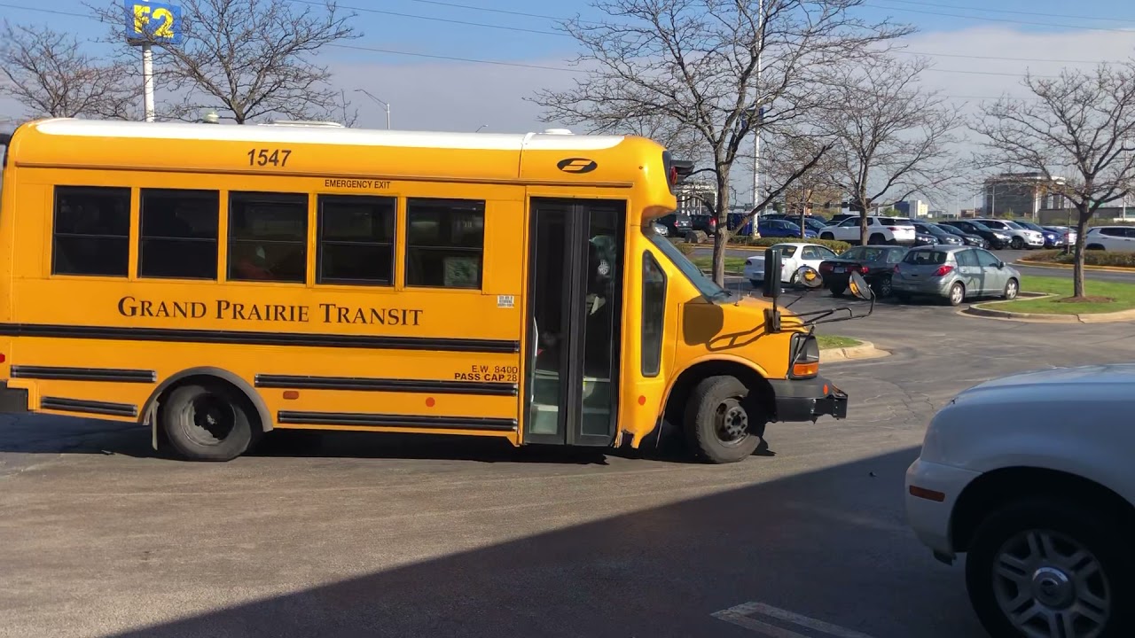 2015 Starcraft Quest Bus 1547 at IKEA - YouTube