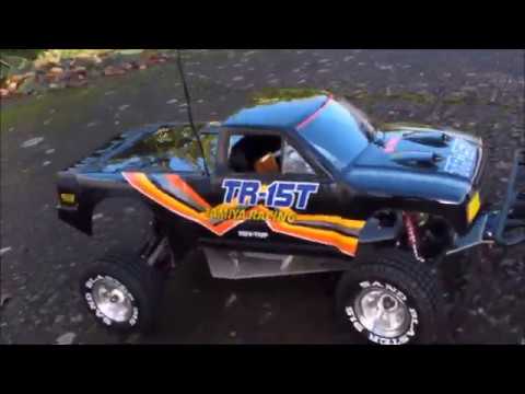 Panda Danny Thompson' Stadium racer TR15T Magnum GP 10 - YouTube