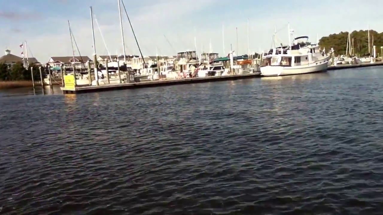 Boating ICW near Southport, NC - YouTube