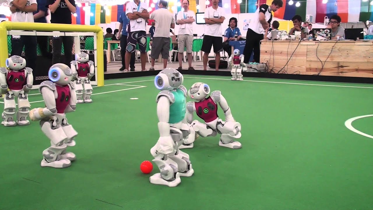 2014 RoboCup SPL Pool D: rUNSWift Vs UPenn - YouTube