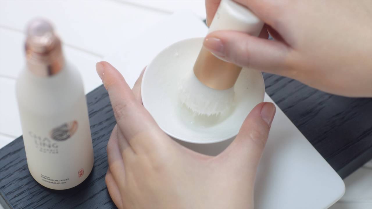 How to make a perfect exfoliant | Comment faire un exfoliant - YouTube