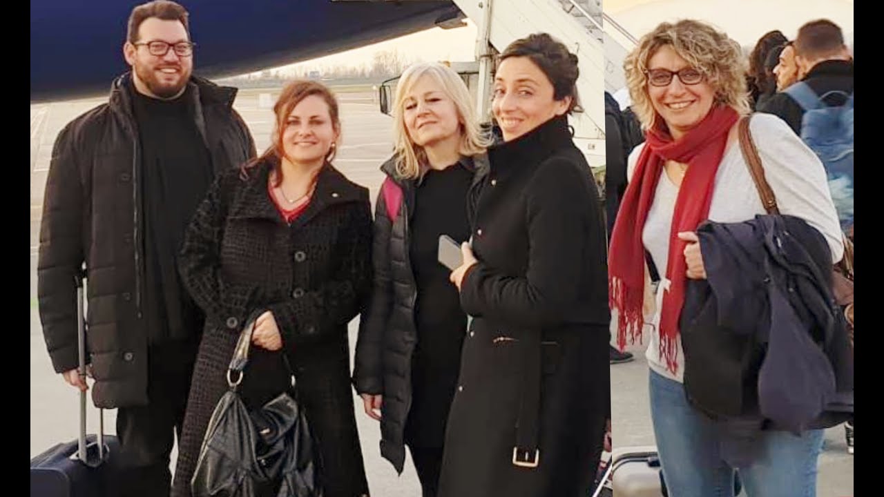 Irini Pasi Ensemble ΥΜΝΟΙ ΧΡΙΣΤΟΥΓΕΝΝΩΝ Χριστός γεννᾶται Cristo nasce ...