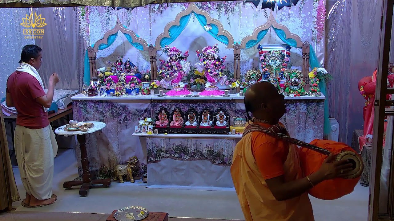 Daily Evening Aarti - ISKCON Coventry - YouTube