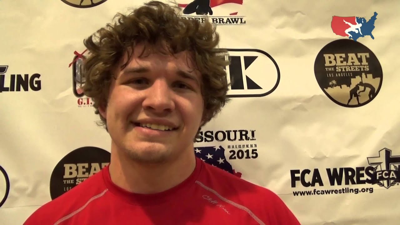 Austin Myers (Kentucky) wins 220 lbs. bout at Missouri Border Brawl ...