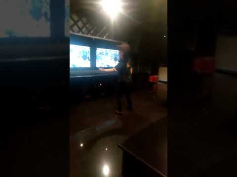 Viral.... #miaby goyang dangdut #goyangkipas (gopas) LC karaoke surabaya