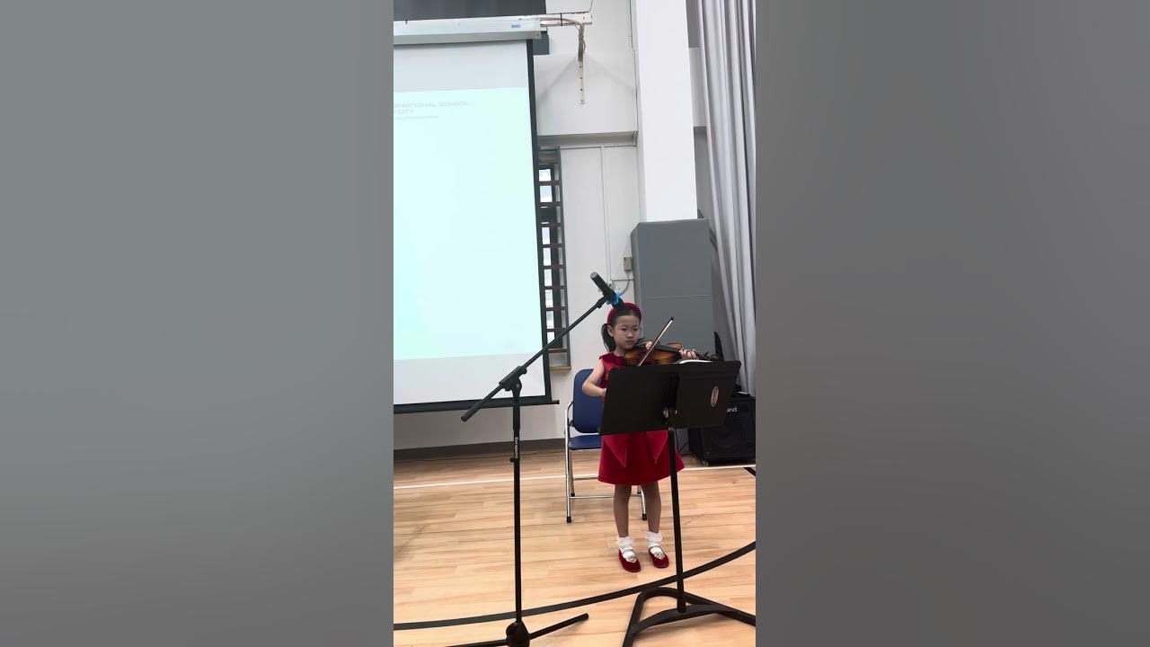 Olivia- Y2 3rd violin recital - YouTube