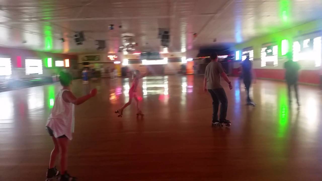 A team @ Lind Arena - YouTube