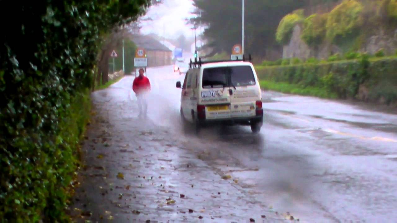 Man splashed by puddle! - YouTube