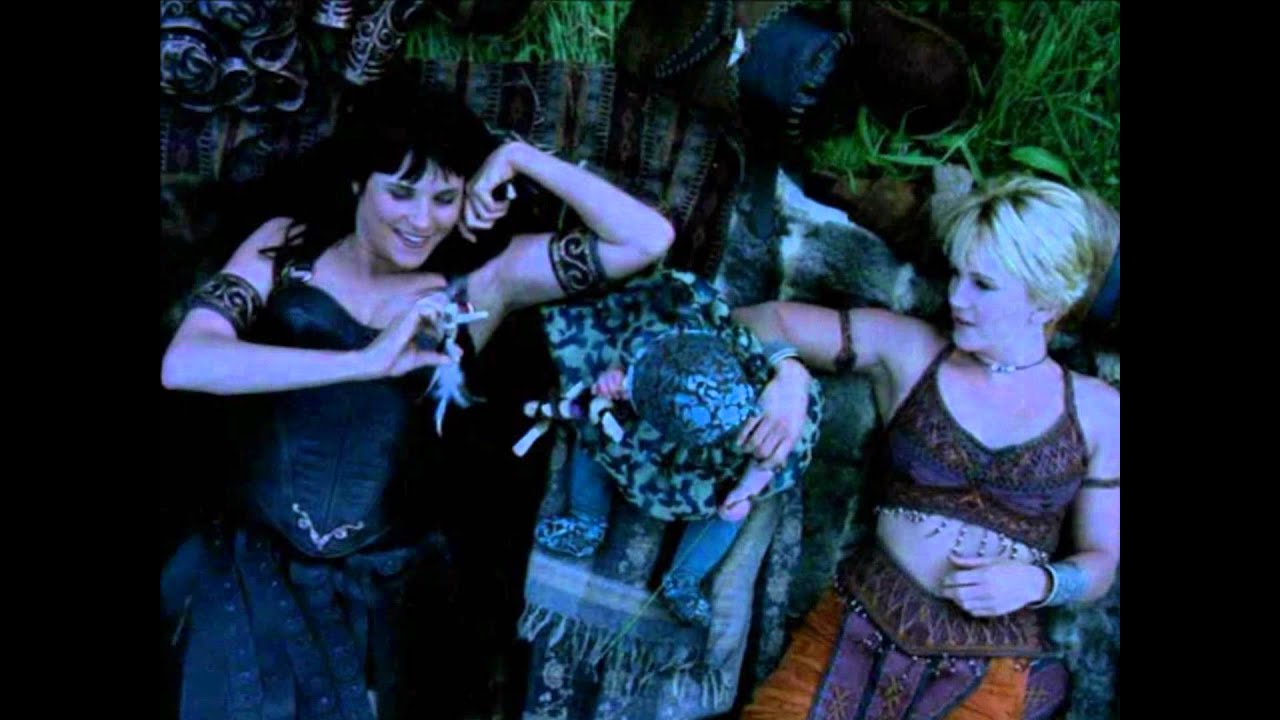 Xena and Gabrielle Song - YouTube