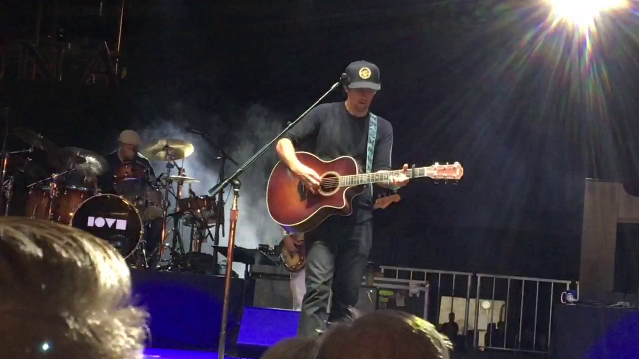 Jason Mraz - 93 Million Miles - YouTube